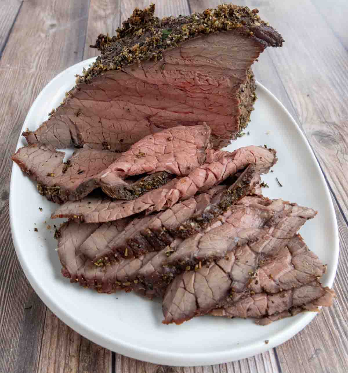 Quick and Delicious Roast Beef – Best of Beef on Weck